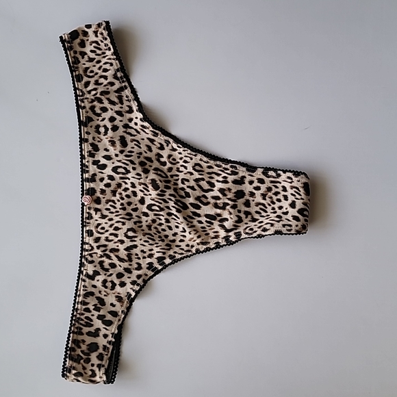 PINK Victoria's Secret | Intimates & Sleepwear | 42 New Victorias ...